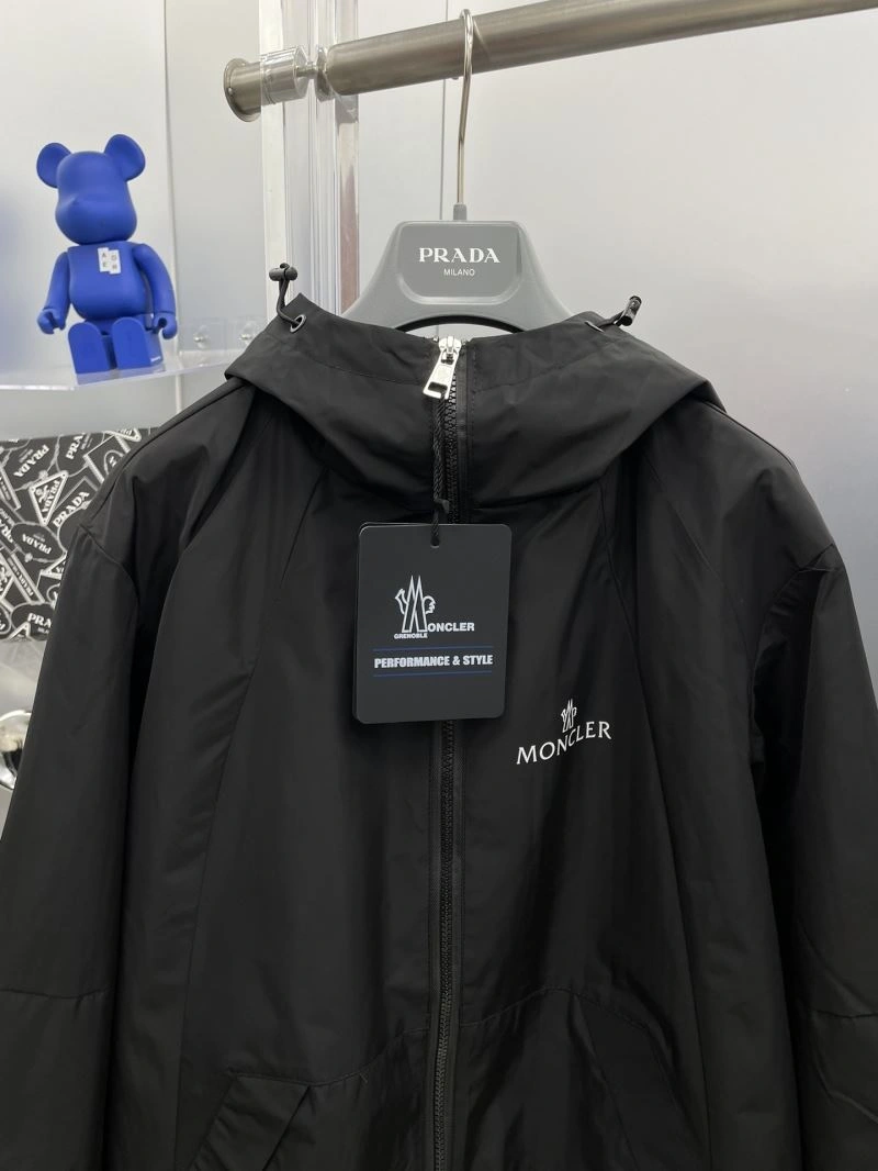 Brand-original Moncler Outwear