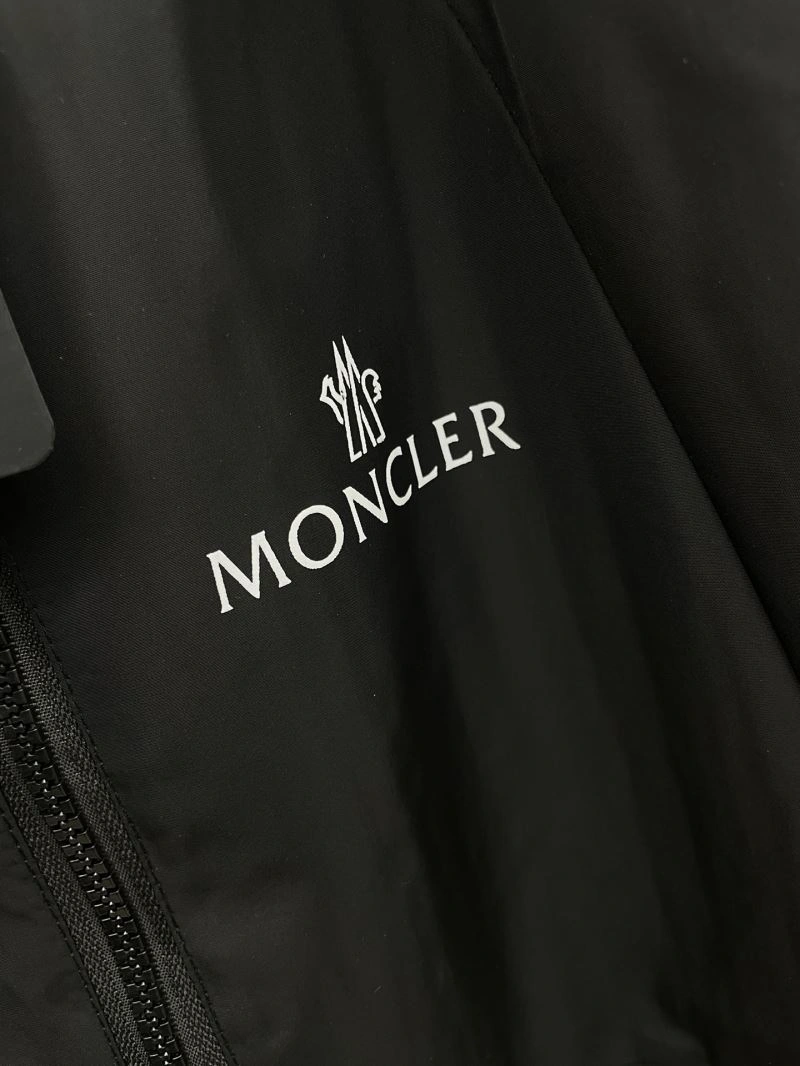 Brand-original Moncler Outwear