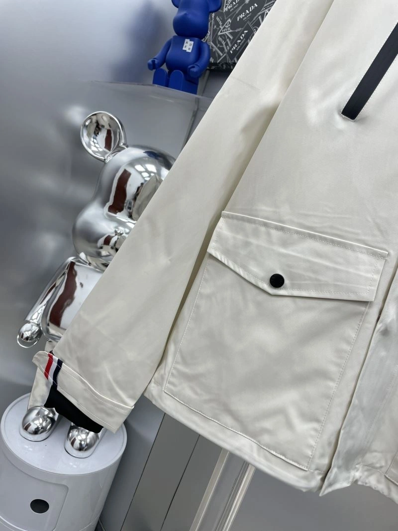 Legit Moncler Outwear