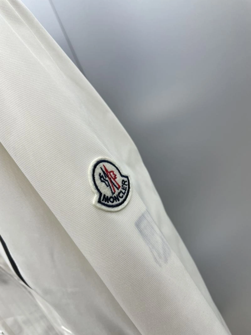 Legit Moncler Outwear