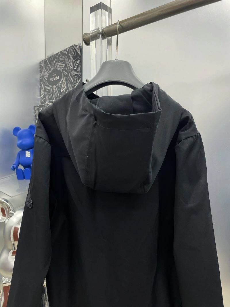 Legit Moncler Outwear