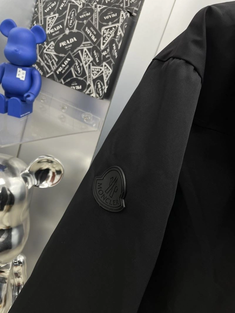 Legit Moncler Outwear