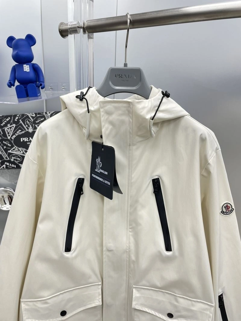 Precise copy Moncler Outwear