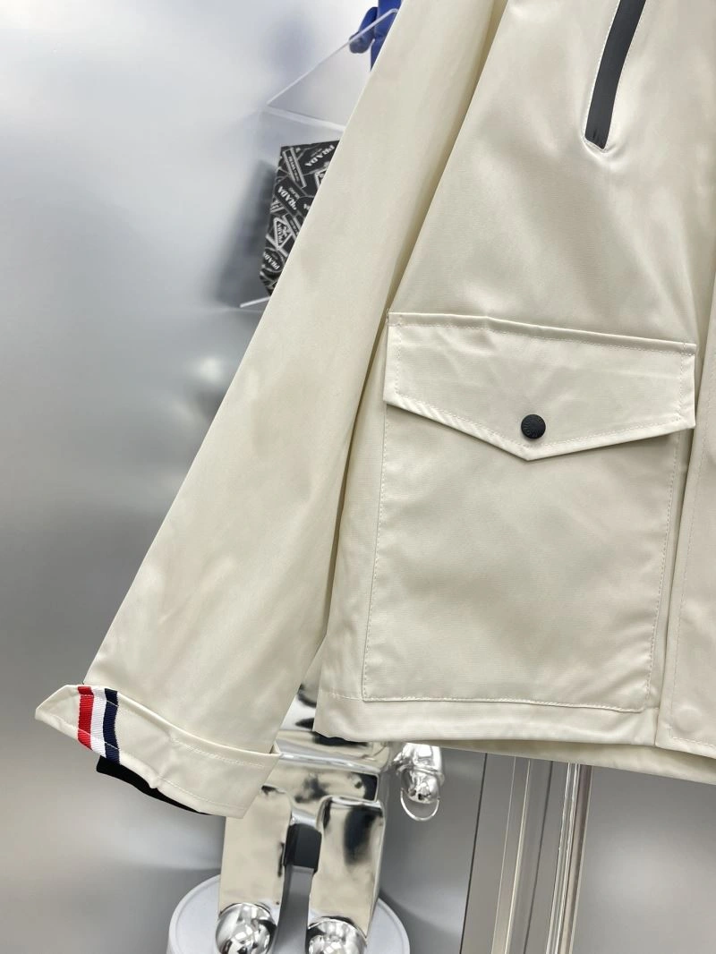Precise copy Moncler Outwear