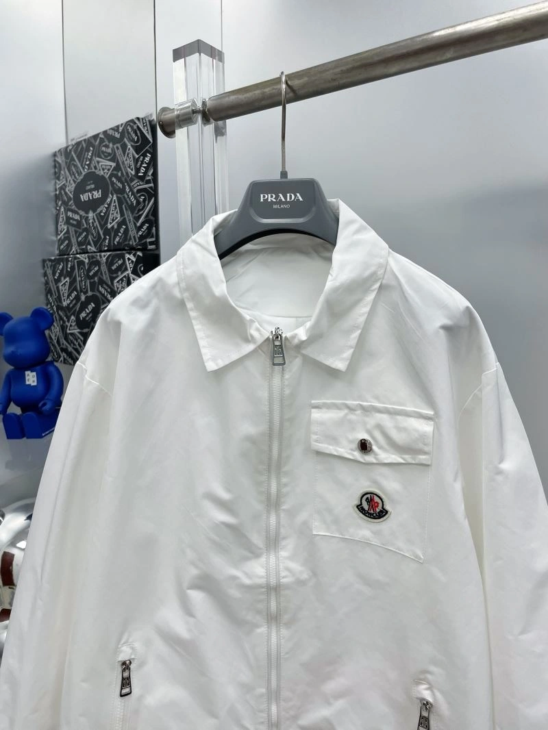 Bargain Moncler Outwear