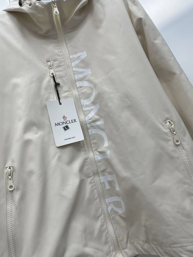 Top mirror Moncler Outwear