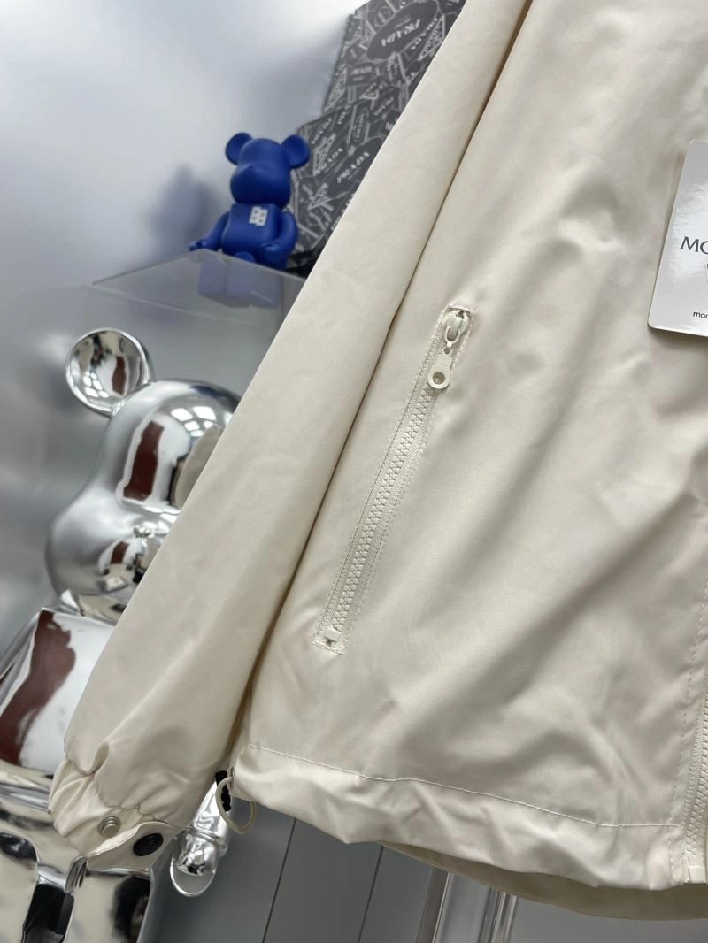 Top mirror Moncler Outwear