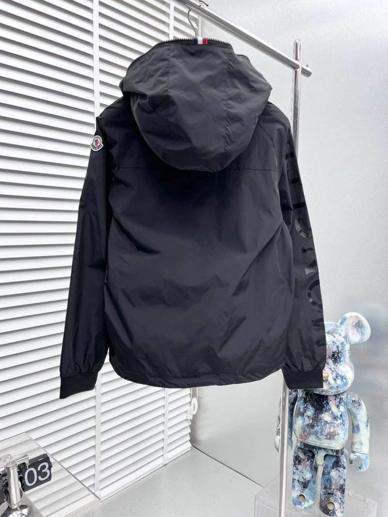 Low-cost Moncler Outwear