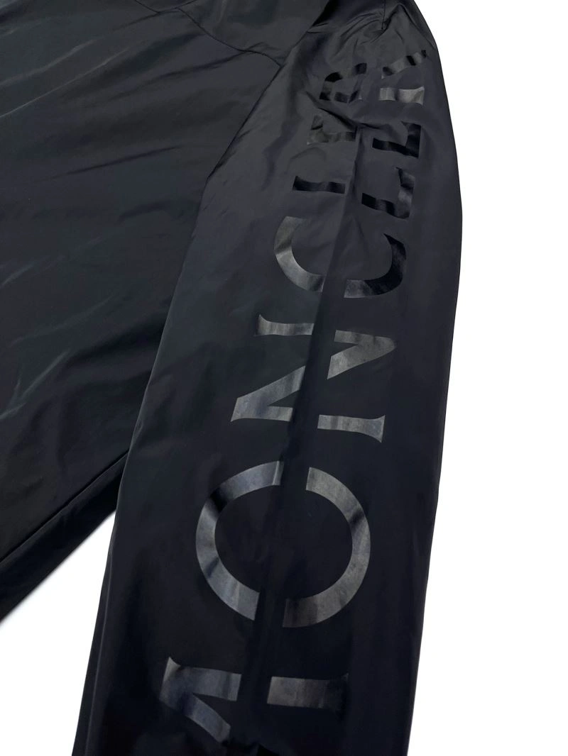 Low-cost Moncler Outwear
