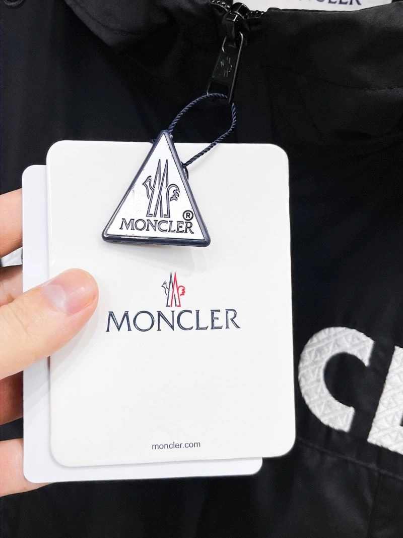 Top match Moncler Outwear