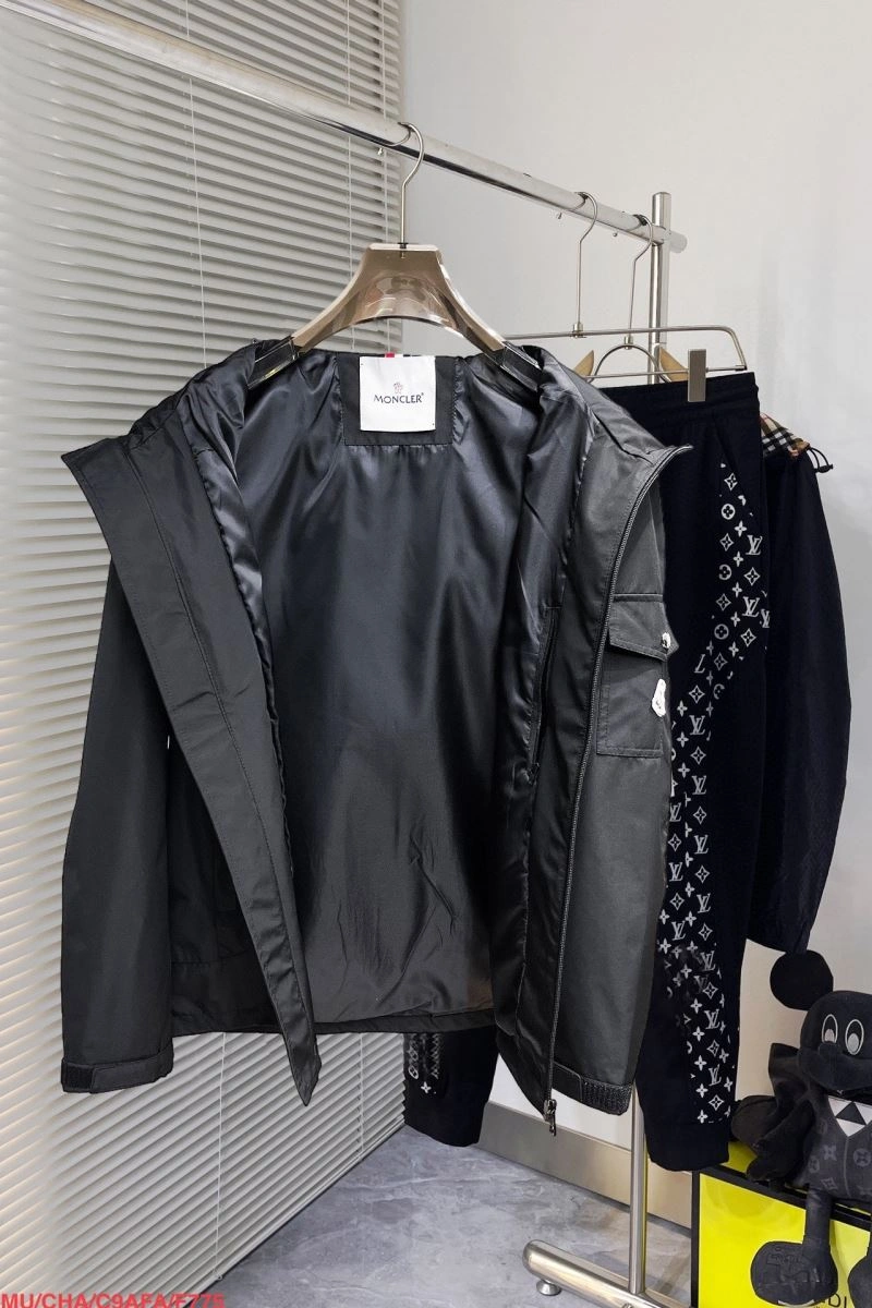 Top match Moncler Outwear
