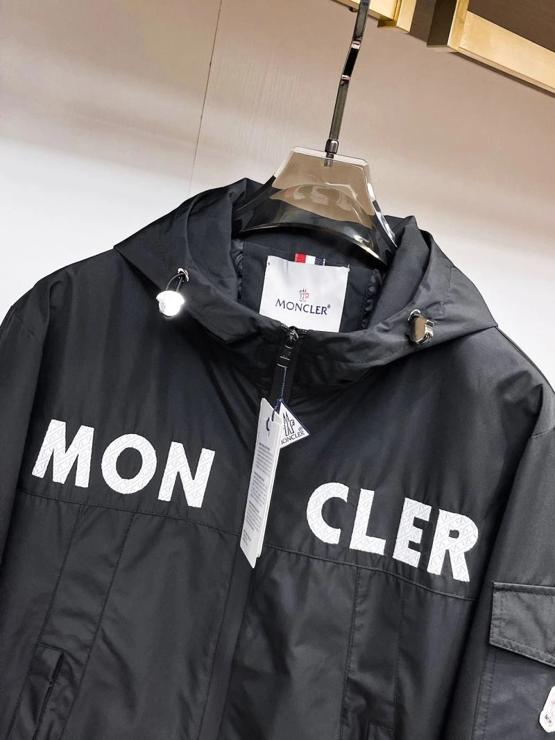 Top match Moncler Outwear