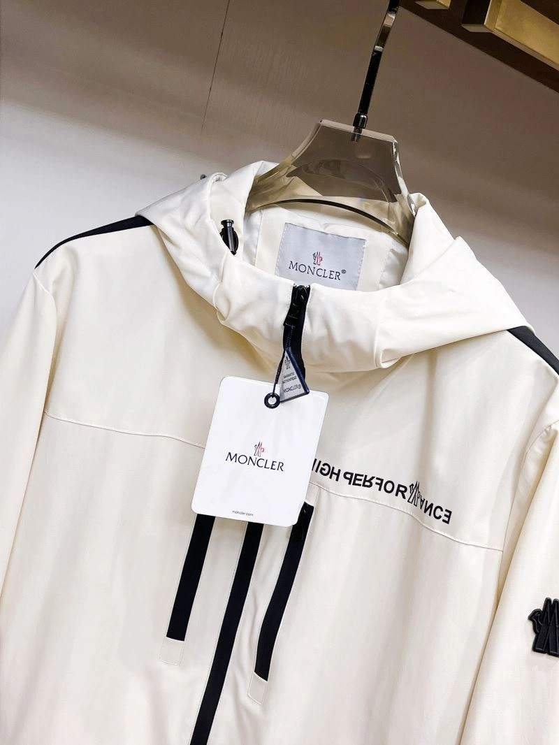 Official Moncler Outwear