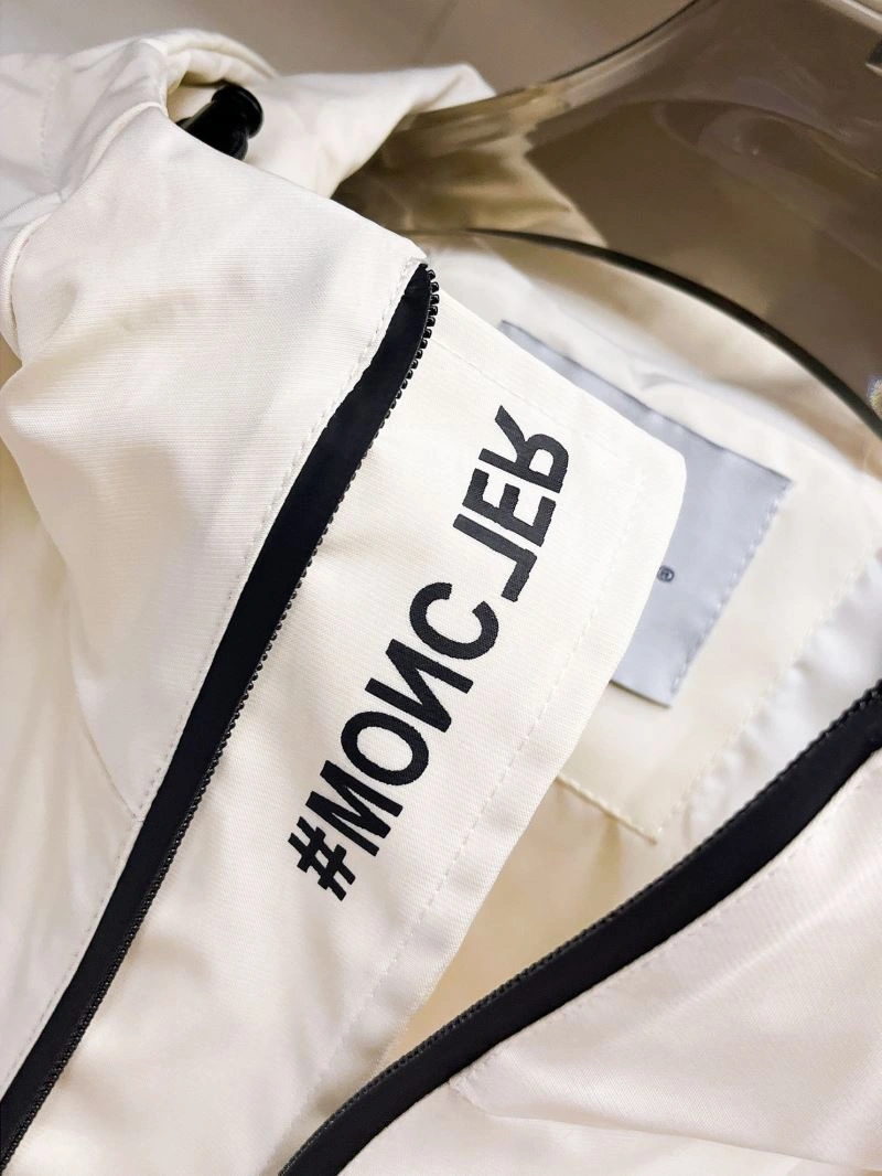 Official Moncler Outwear