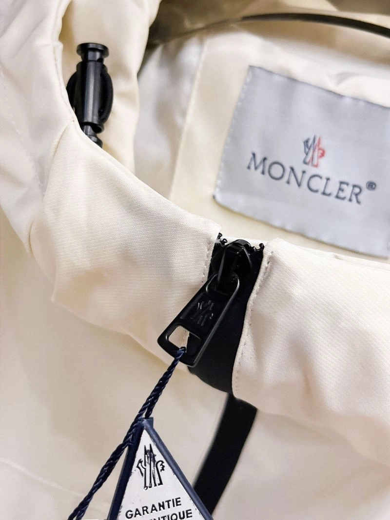 Official Moncler Outwear
