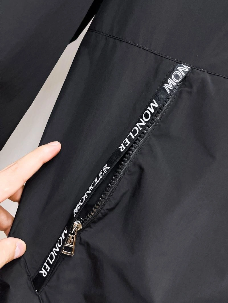 Top mirror Moncler Outwear