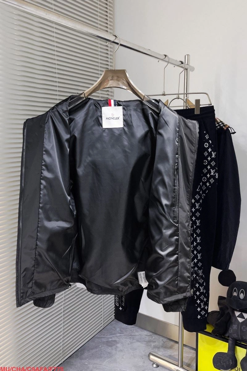 Top mirror Moncler Outwear