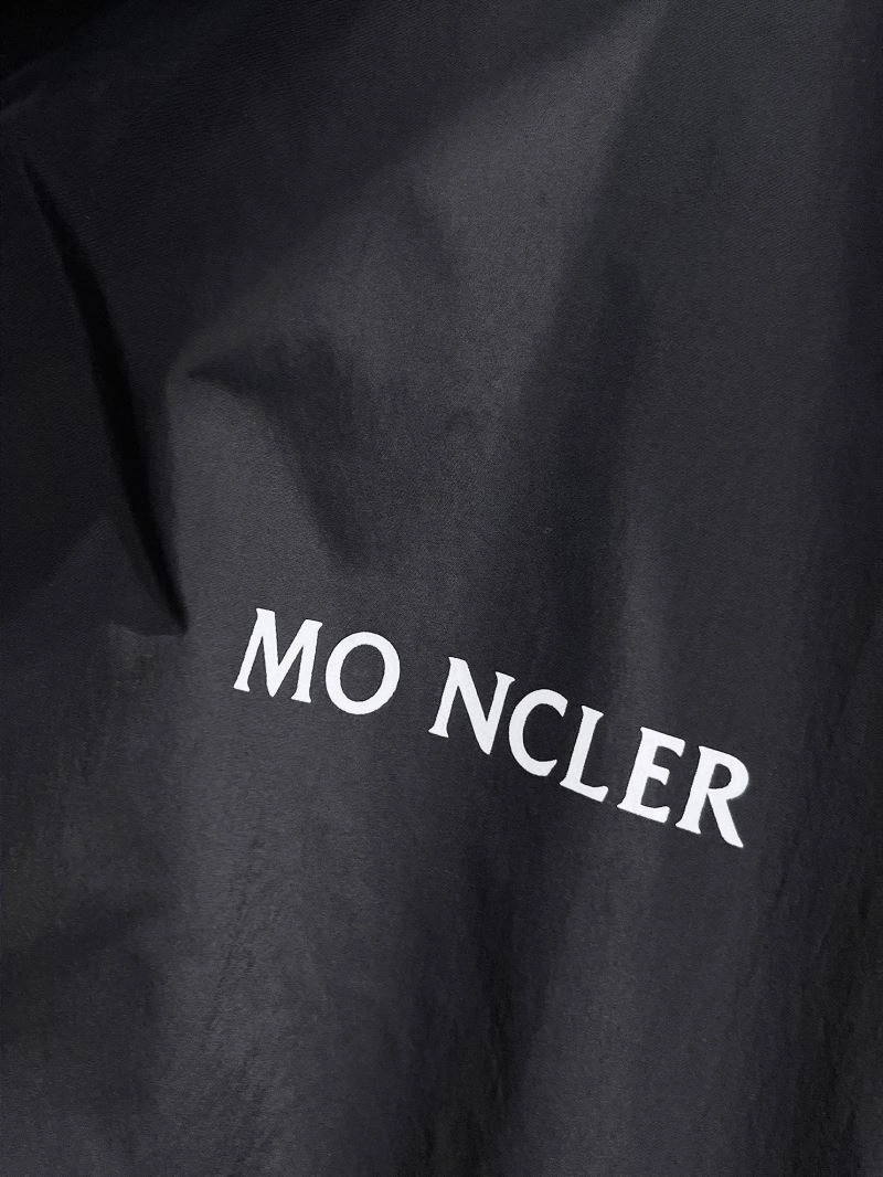 Top mirror Moncler Outwear