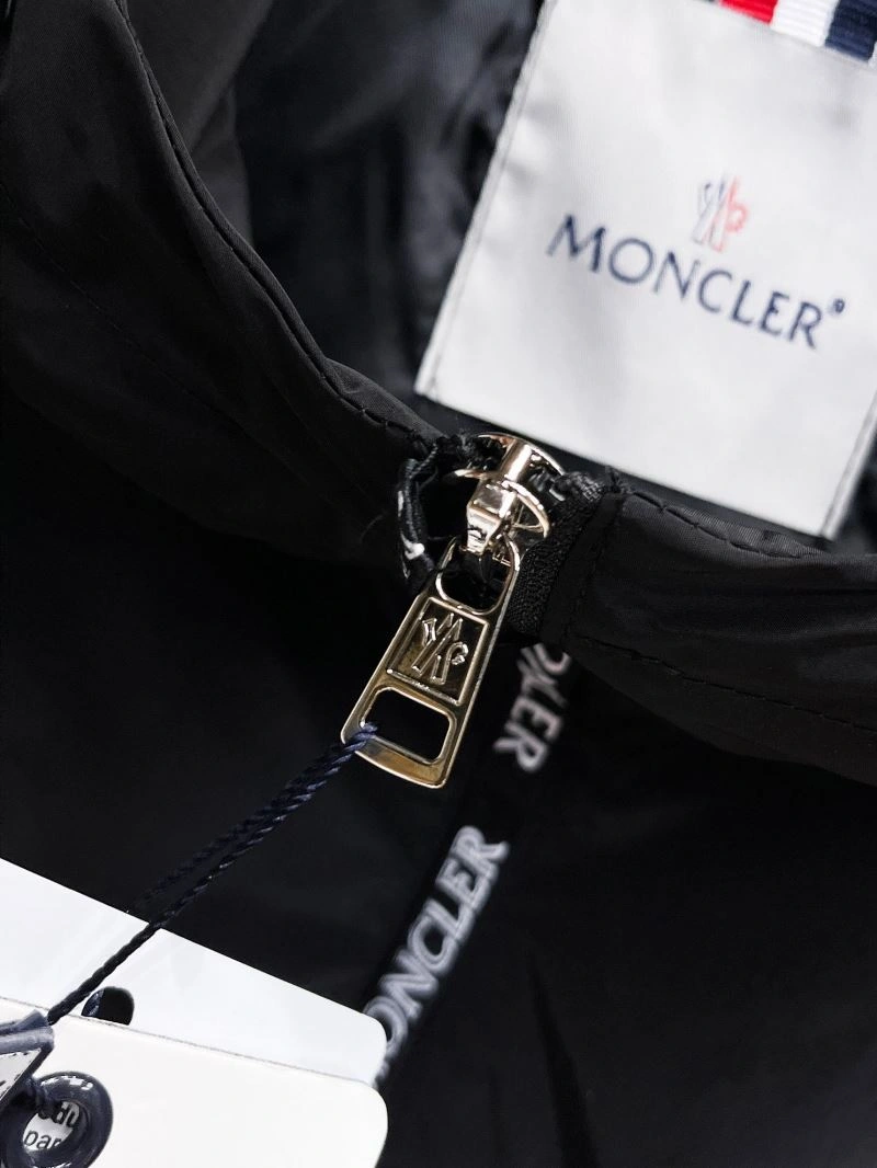 Top mirror Moncler Outwear