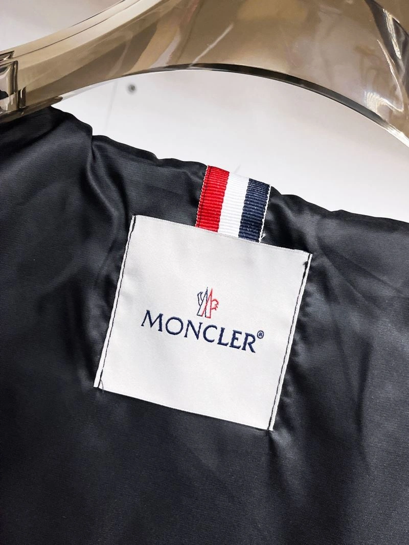 Top mirror Moncler Outwear