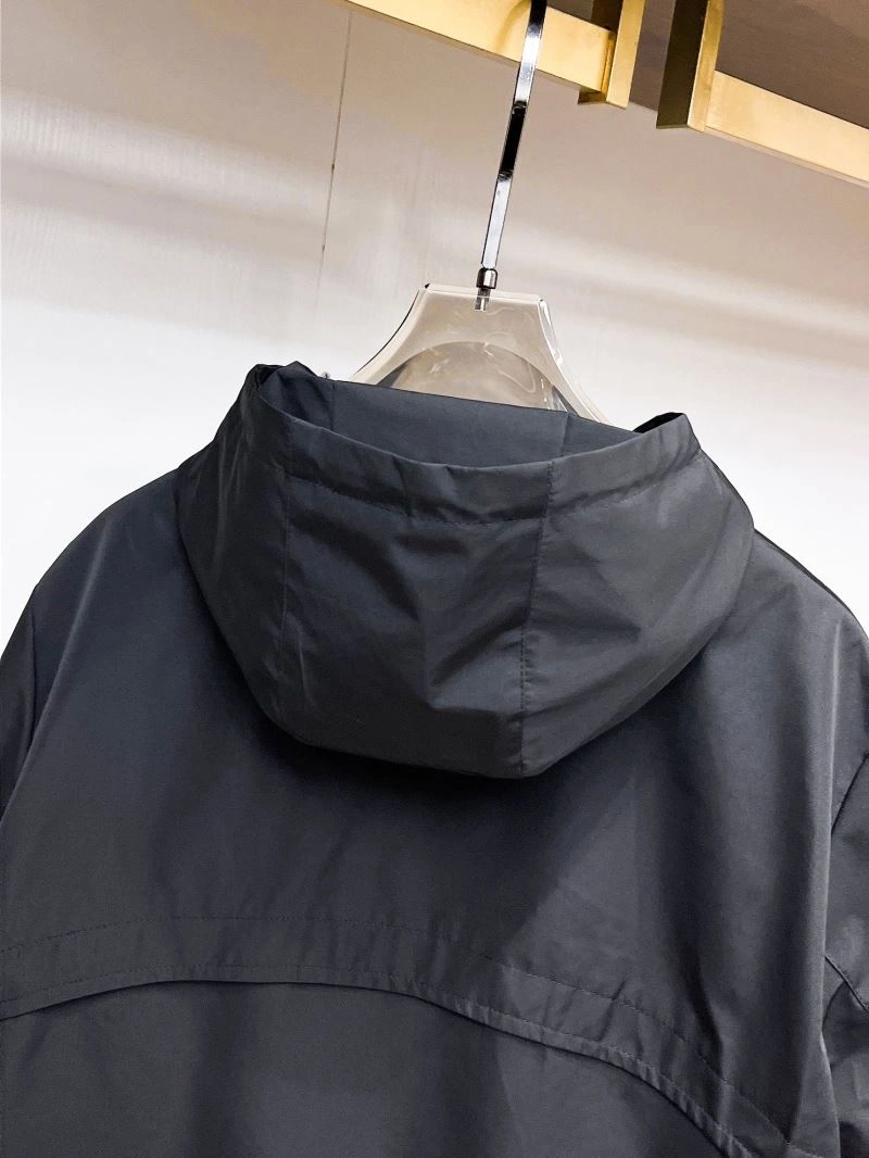 Official Moncler Outwear