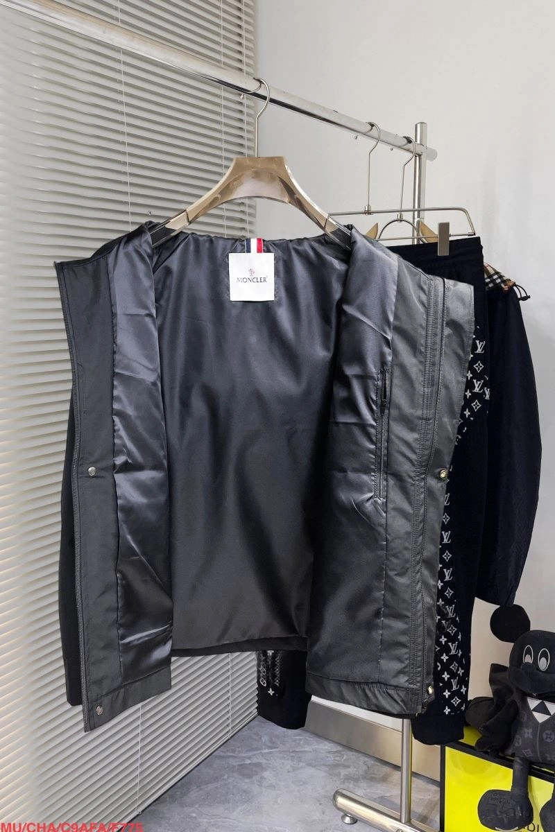 Official Moncler Outwear
