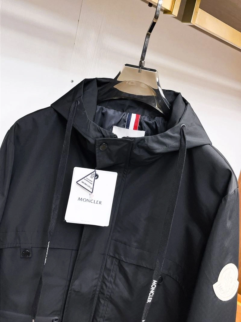 Official Moncler Outwear