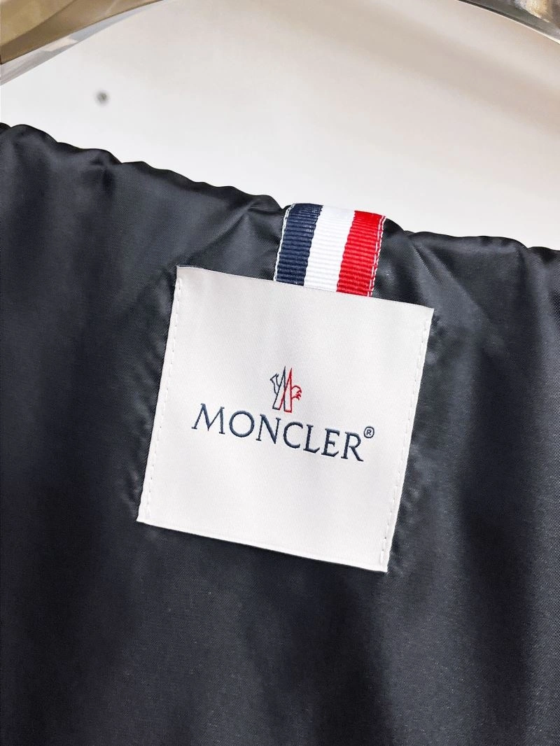 Official Moncler Outwear