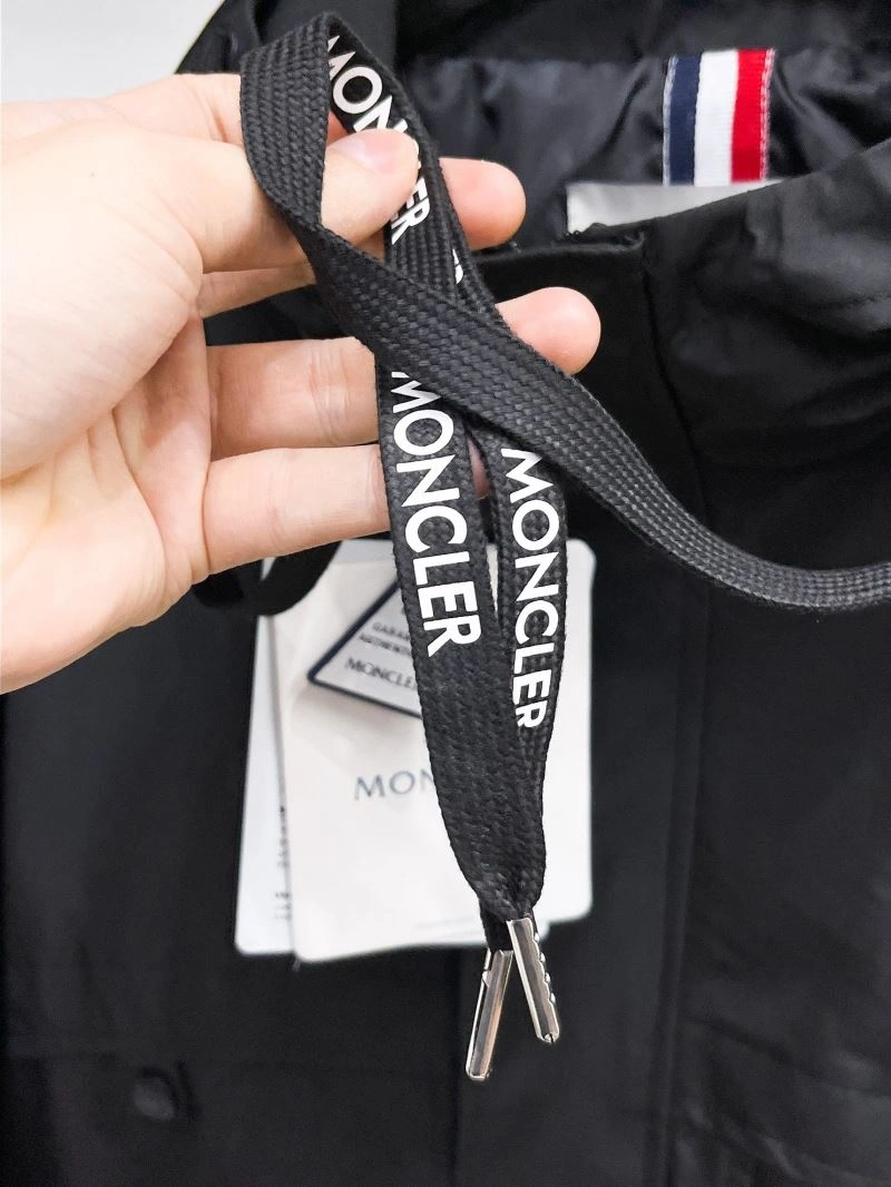Official Moncler Outwear
