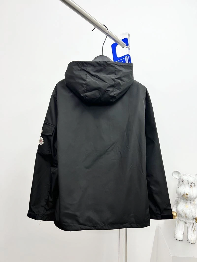 Bargain Moncler Outwear