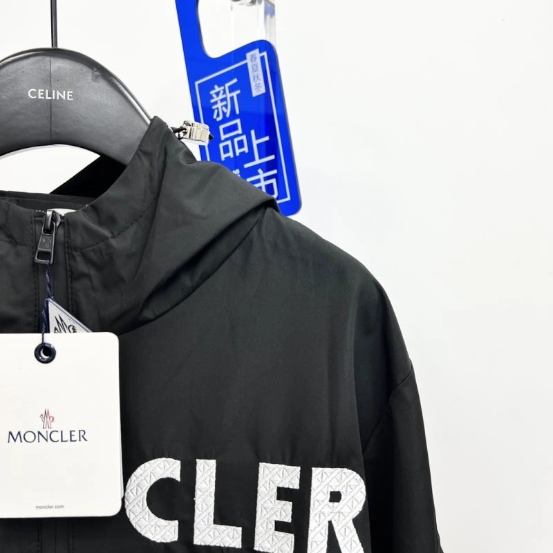 Bargain Moncler Outwear
