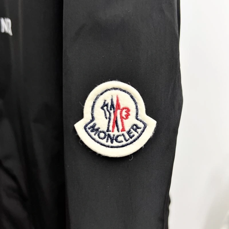 Accurate model Moncler Outwear