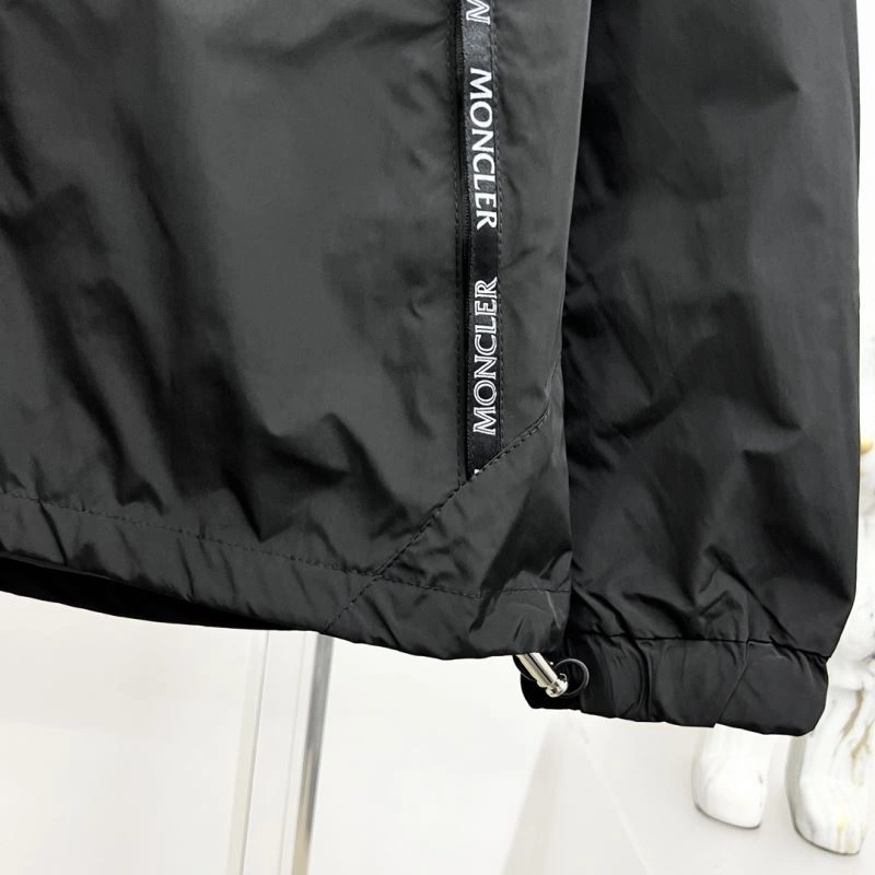 Accurate model Moncler Outwear
