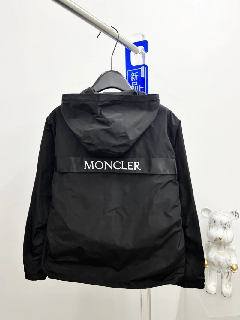 Accurate model Moncler Outwear