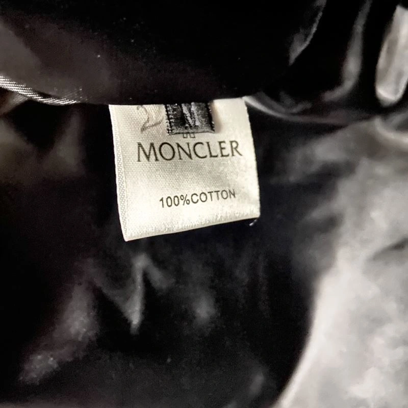 Accurate model Moncler Outwear