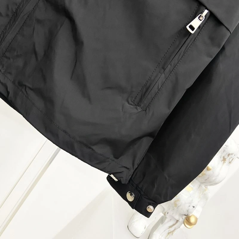 Legit Moncler Outwear