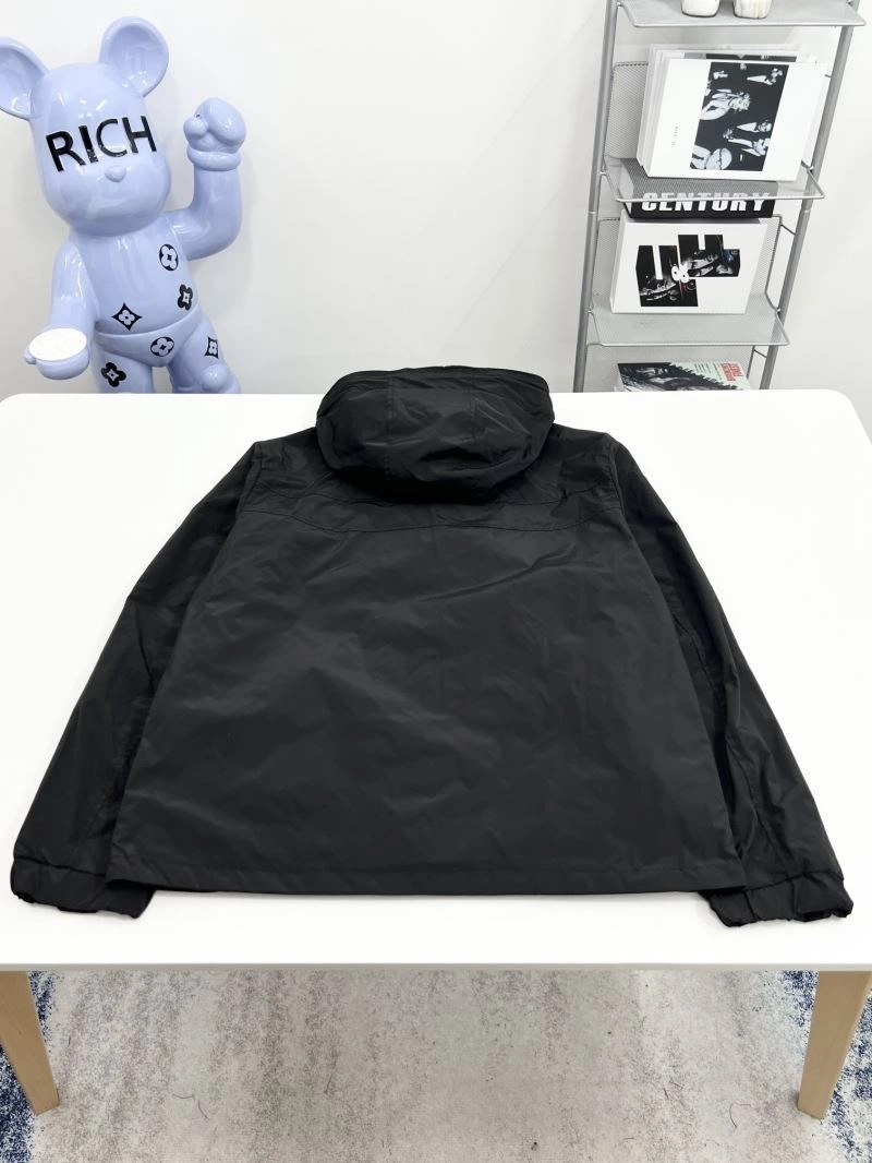 Official Moncler Outwear