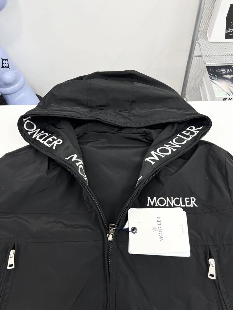 Official Moncler Outwear