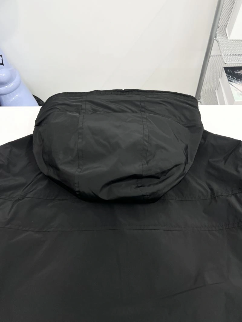 Official Moncler Outwear