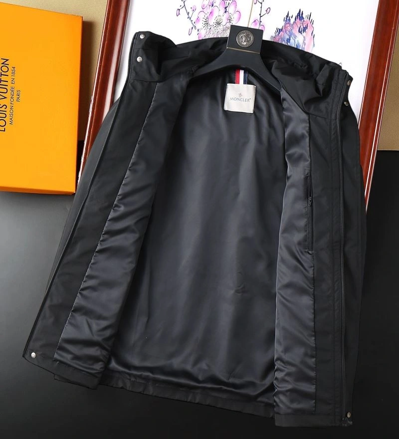 Bargain Moncler Outwear