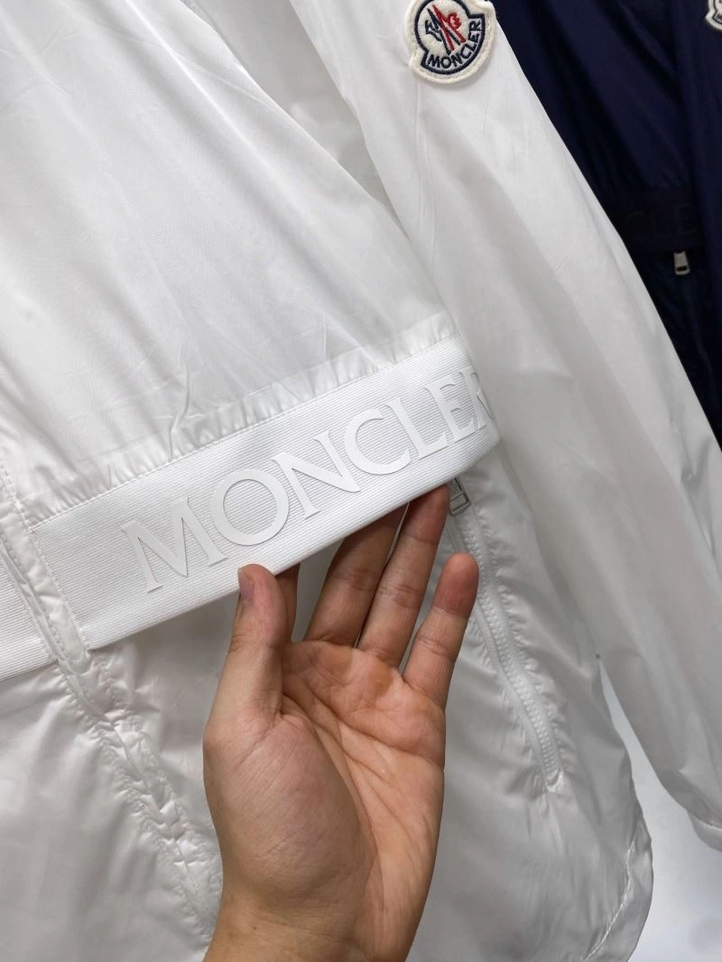 Low-cost Moncler Outwear