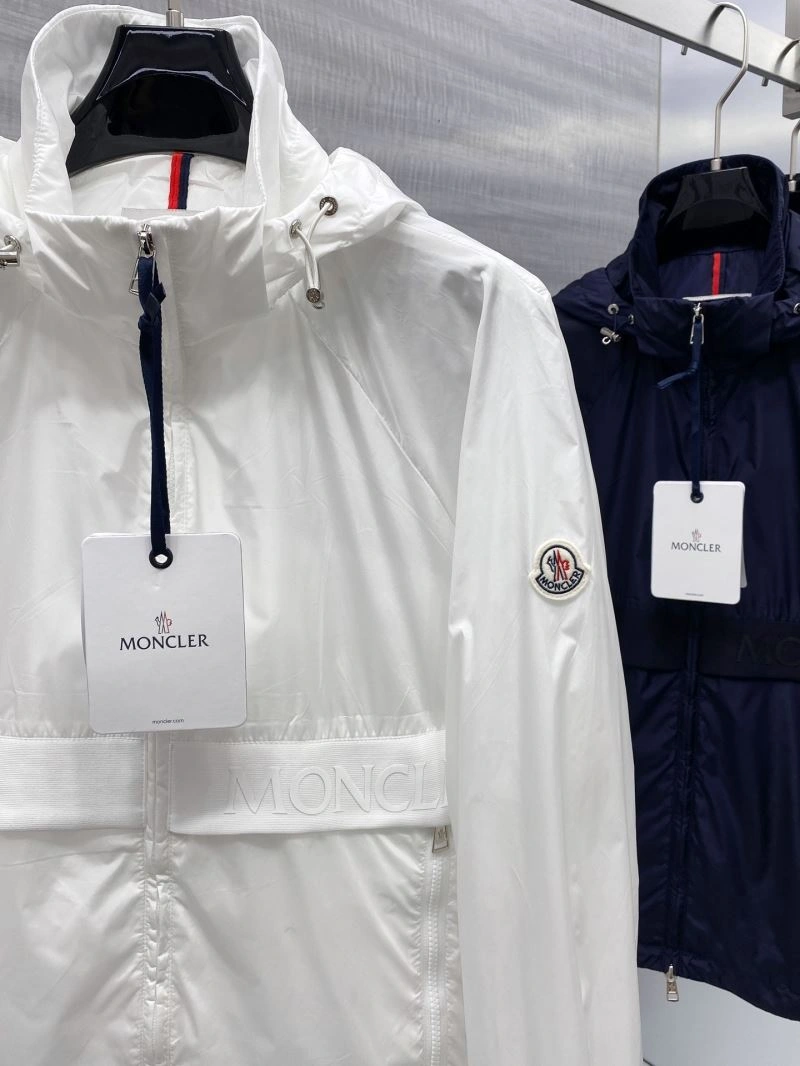 Low-cost Moncler Outwear