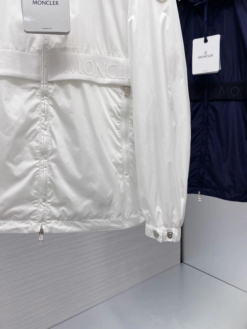 Low-cost Moncler Outwear