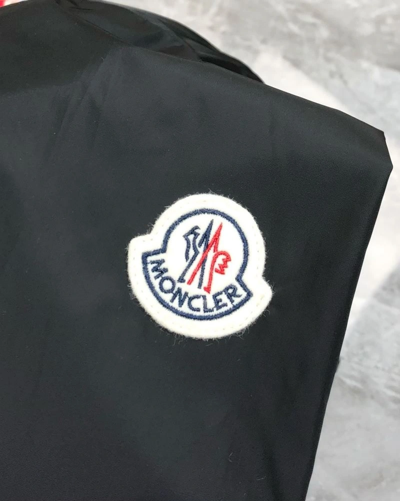 Inexpensive Moncler Outwear