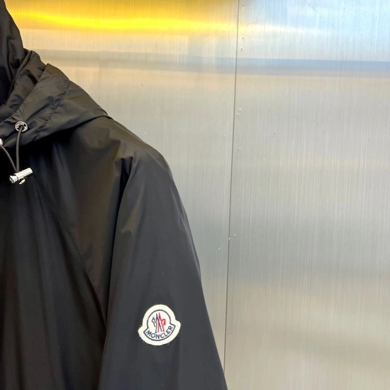 Top match Moncler Outwear