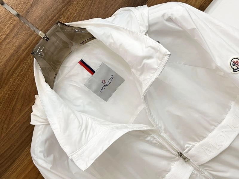 Precise copy Moncler Outwear