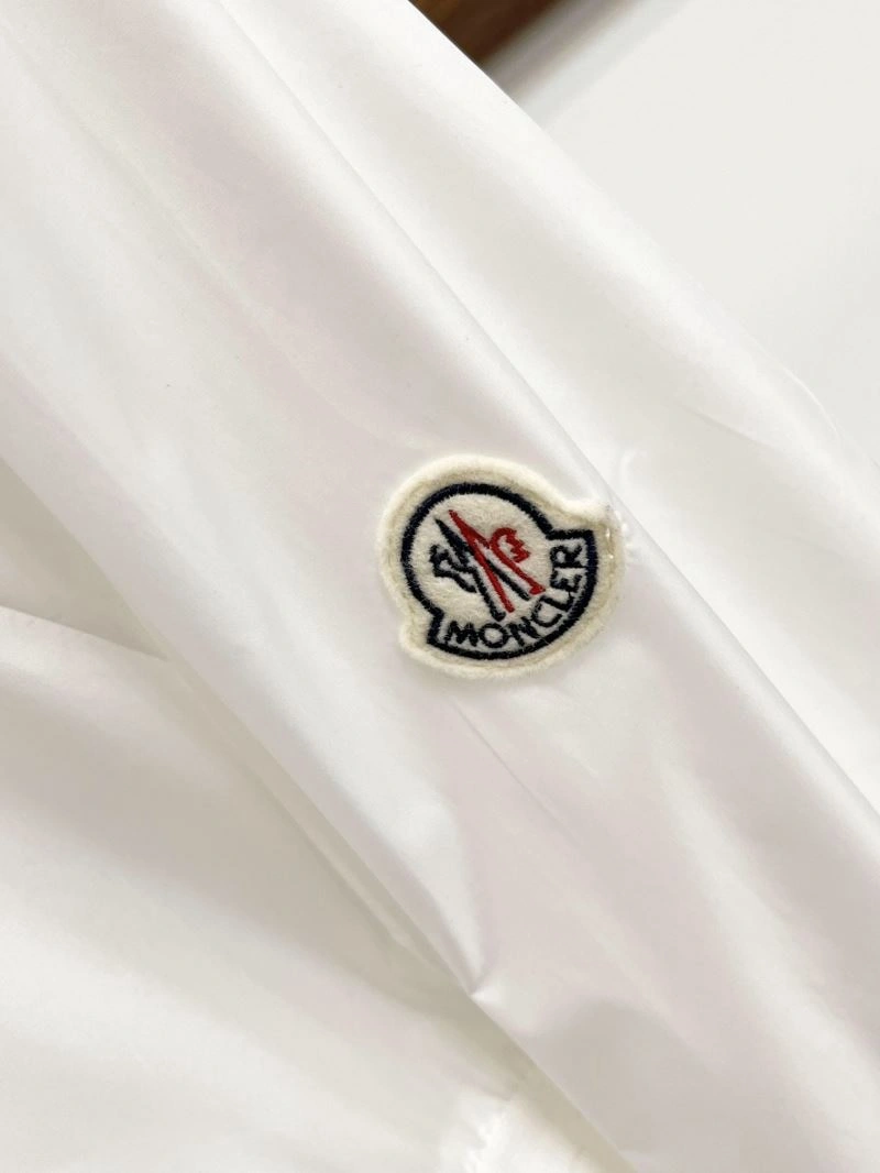 Precise copy Moncler Outwear