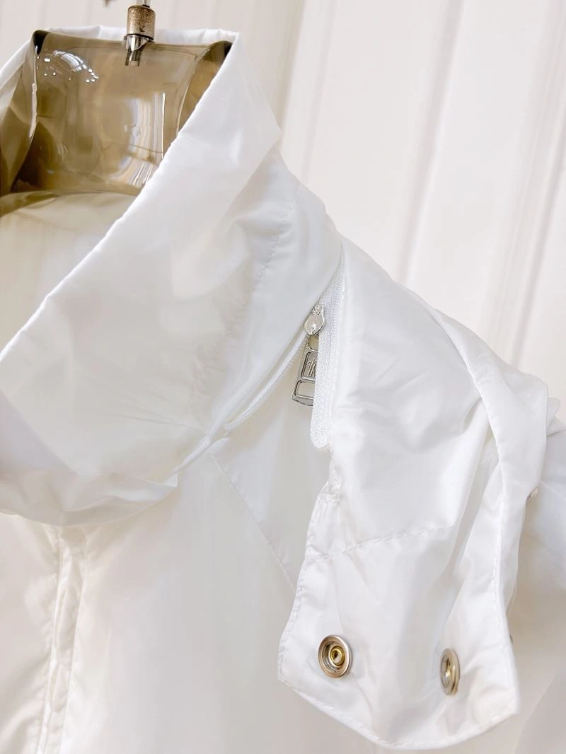 Accurate model Moncler Outwear
