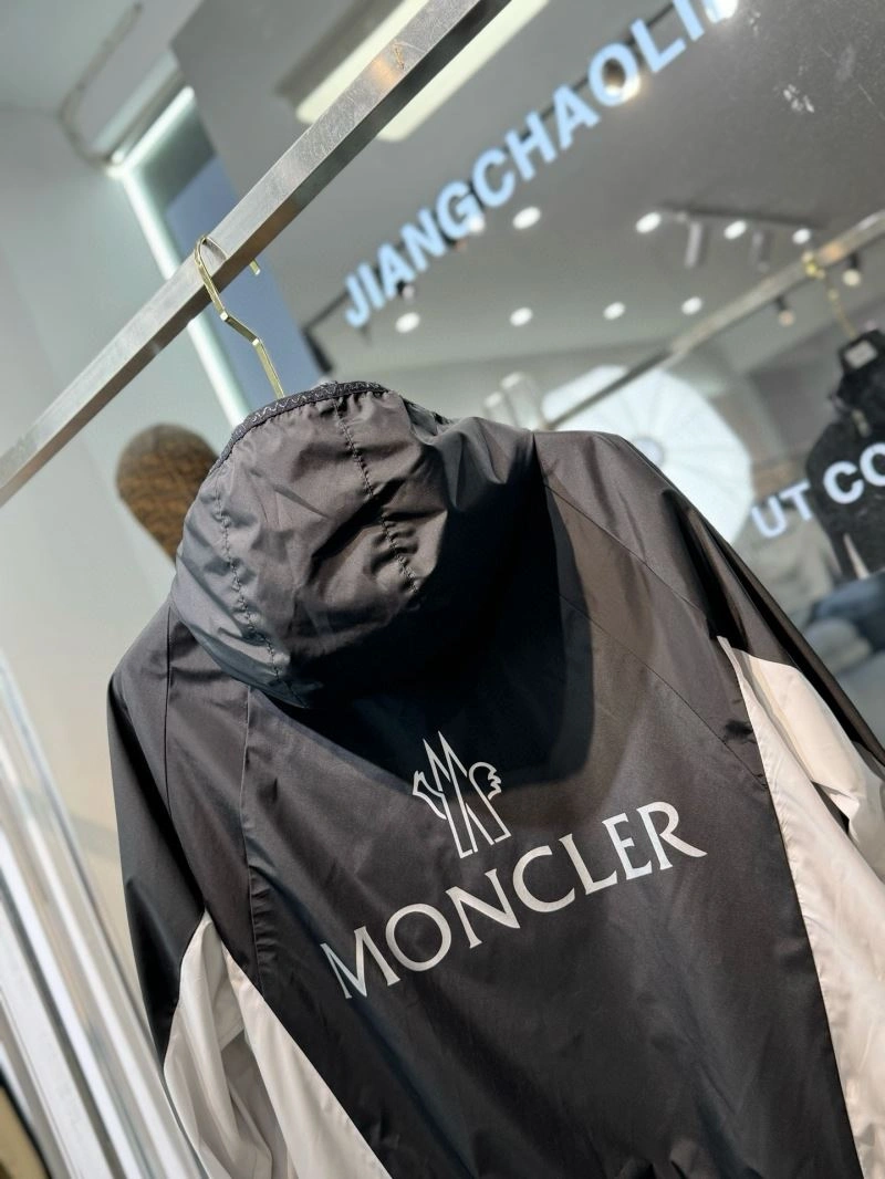 Discounted Moncler Outwear
