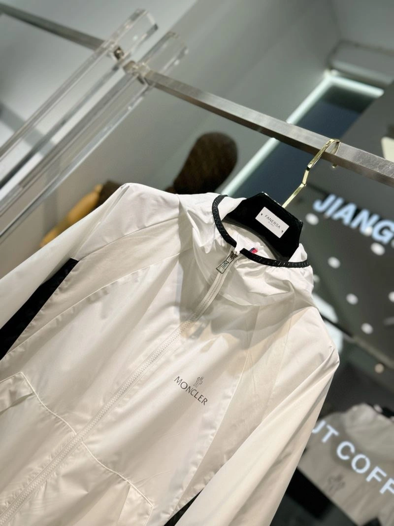 Exact replica Moncler Outwear